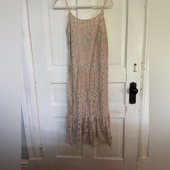 eri + ali | Dresses | Eri Ali Strap Dress Xs Tan And Silver Lace ...